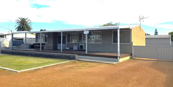 Tre Sorelle, 49 Bower Street - Jurien Bay