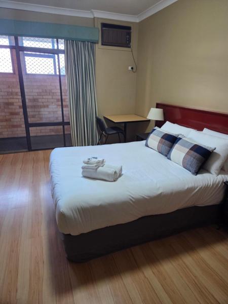 Ashmont Inn Hotel - Wagga Wagga