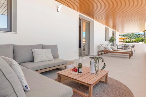Green Mountain Terrace Escape - Estepona
