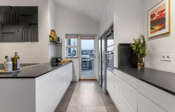Spacious And Family Friendly House With Spa Area - Birta Rentals - Reykjavík