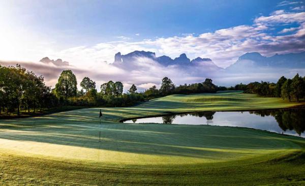 Zhangjiajie Golf Club Resort Homestay Tianmen Mountain Hehua Airport - Zhangjiajie
