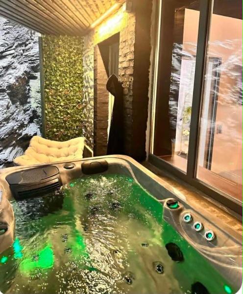 Secret Rock - Jaccuzi Privé - La Roche-en-Ardenne