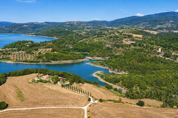 Scappo In Umbria, Casale Al Lago - Orvieto