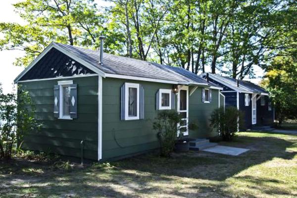 Incredible Cabin With Barbecue And Lake Access In Carp Lake, Michigan - Mackinaw City, MI