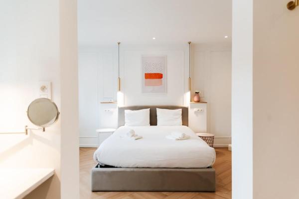 Appartement Avec Bain Balnéo En Centre-ville - Seraing