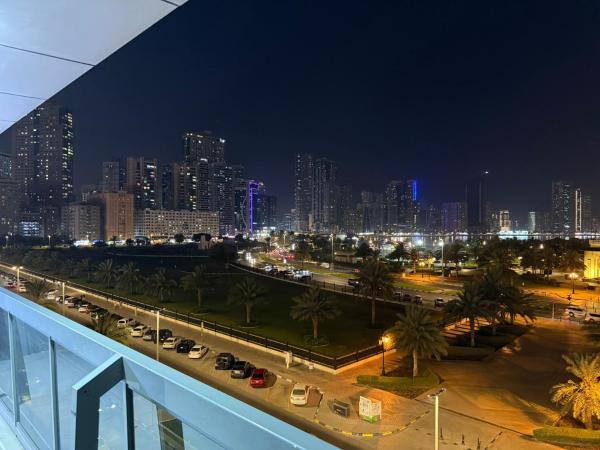 Unmatched Location - A Large 2br Sea-facing Flat - Sharjah