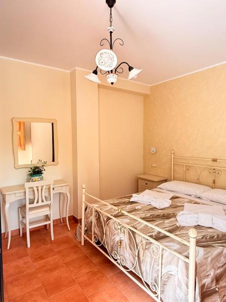 Agriturismo Il Vecchio Carrubo - Ascea
