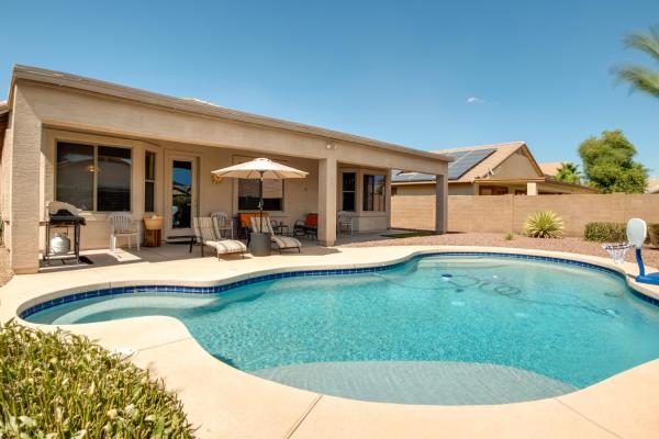 Golf, Gamble, Relax Poolside! Maricopa Desert Home - Sonoran Desert National Monument
