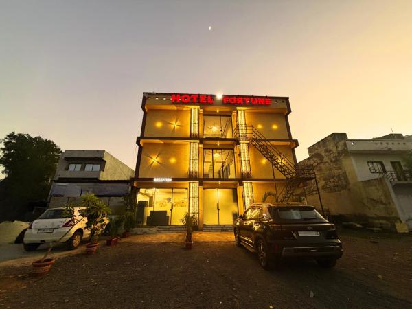 Hotel Fortune, Althan - Surat