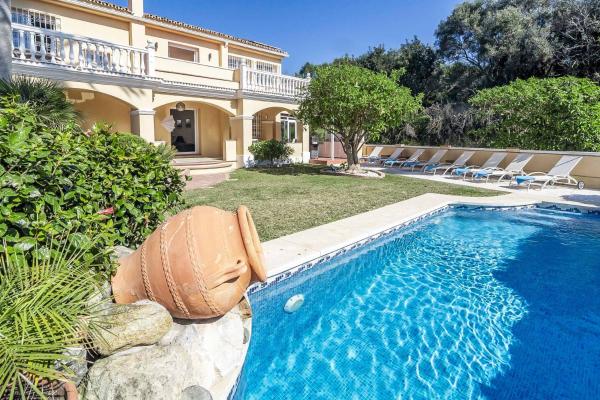 Villa Jude Banus - San Pedro, España