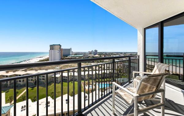 14th Floor Airy Condo On-site Bar & Restaurant Pool W Splash Pad - Destin, FL