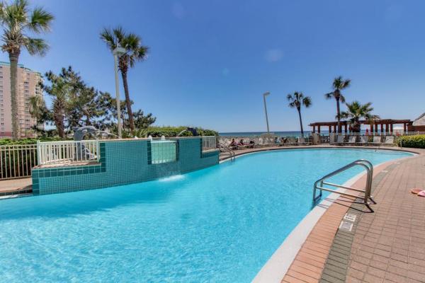 Lake-view 5th-floor Resort Condo With Outdoor Pool Gym Balcony & Washer & Dryer - Destin, FL