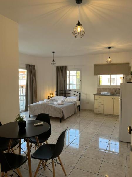 Central 10 Apartments - By Noma Stays Cyprus - Paphos