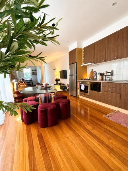 Boutique South Melbourne Cottage Retreat 2bed1bath - Kensington