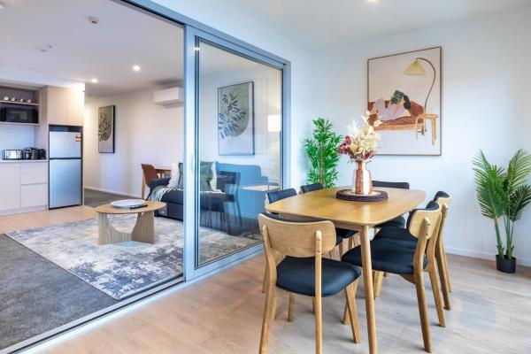 Relaxing Cbd Apartment With Spa - Governors Bay