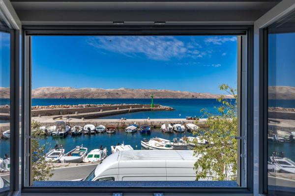 Seafront Apartment Sanja - Happy Rentals - Karlobag