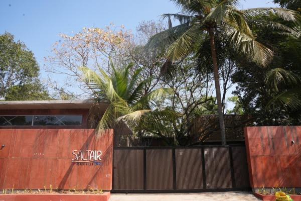 Salt Air Beach Villa - Mahabalipuram