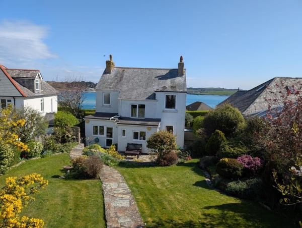 22 Treverbyn Road - Padstow