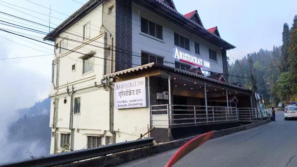 Aristocrat Inn - Darjeeling