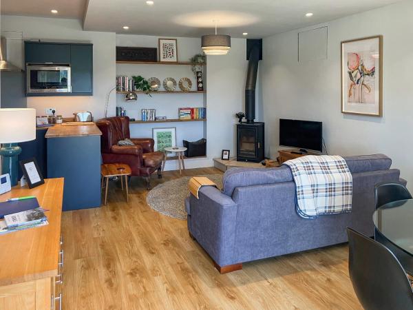 Lower Mount Orchard - Stroud