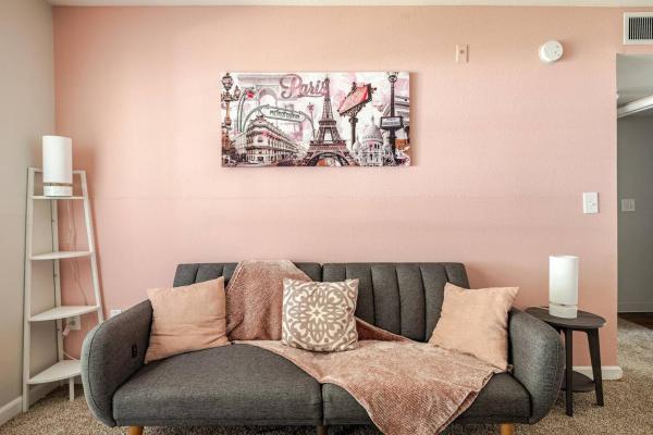 Paris 1br | 5 Min Walk To Nrg | By Medical Center - NRG Stadium - Houston