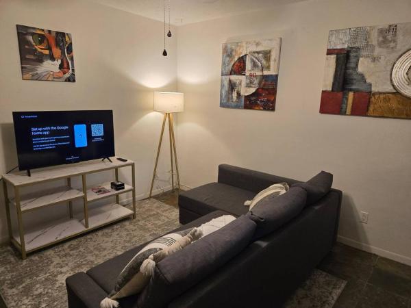 Oasis Fully Loaded 1 Bed Apartment 5 Mins To Downtown - Fort Lauderdale