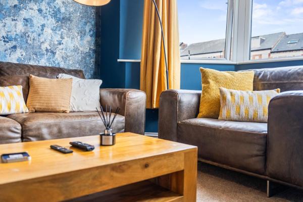Snug House - 5 Bed 5 Bath Contractor & Corporate Accommodation, Free Parking - イギリス シェフィールド