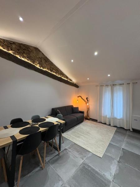 Logement Au Cœur Du Village - Tourtour