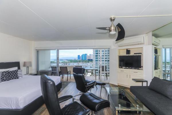 Ilikai Tower 1033 - Honolulu, HI