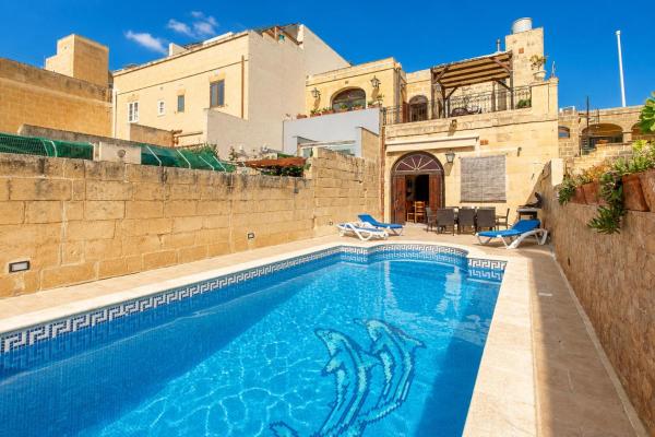 Villayana Gozitan Farmhouse With Pool - Happy Rentals - Malta