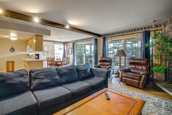 Balcony W/ Lake & Mtn Views! Walkable Dillon Condo - Dillon, CO