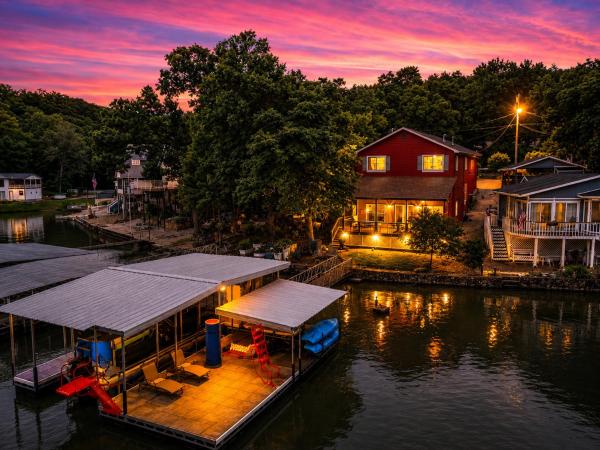 July 4th/6 Beds/fishing/screened Porch/dock/kayaks - United States