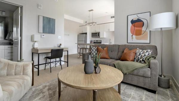 Landing Chic 1bd Game Room Gym - Charlotte, NC