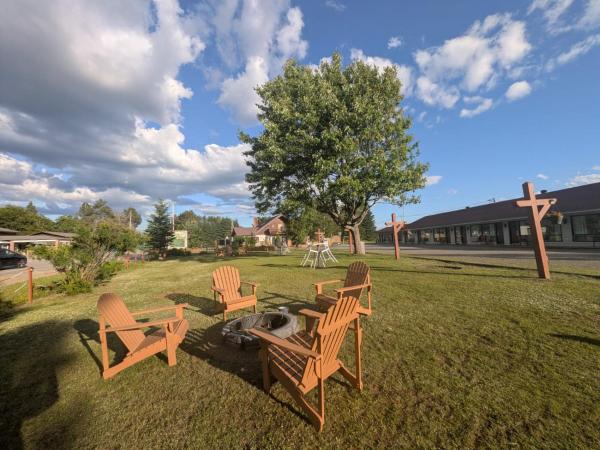 Arrowhead Inn By Baaman's - Ontario 60