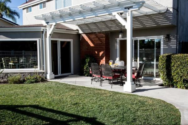 Sensational 6 Bedroom 4 Bathroom Pool Home (3 Master Bedrooms W/bathrooms) - Placentia