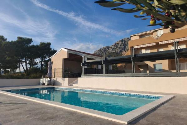 Apartments Oliva With Heated Pool - Split
