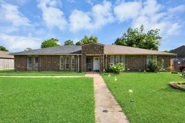 Dual Home Escape 9br 4ba Sleeps 17 Private Hot Tub Pet Friendly Southwest Houston - Houston, TX