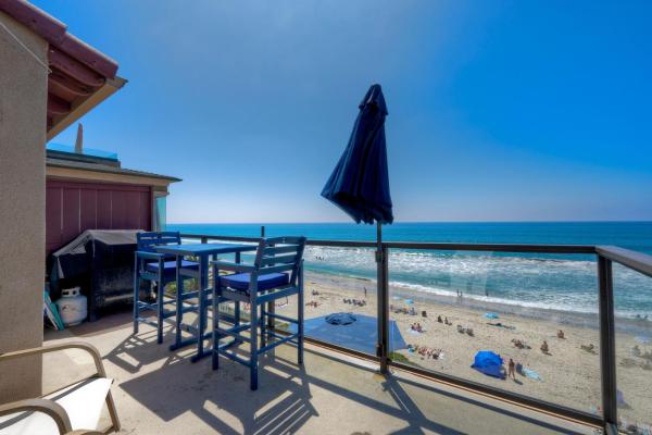 Oceanfront Unit, Private Balcony, Beach Access, Sunset Views - Carlsbad, CA
