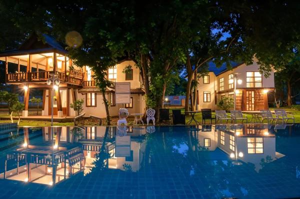 Zj Stay Over The Moon Wellness Resort And Cafe - Mae Chaem District