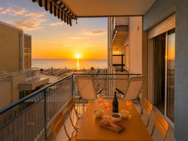 Faro Blu - Appartamento Vista Mare Con Spiaggia E Parcheggio Privato - Jesolo