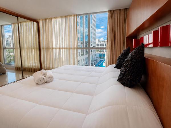Jade Hotel, Com Cama King, Andar Alto, Vista Livre - ブラジリア