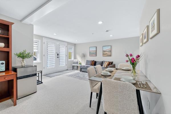 Bright 2br Lower Suite For 6, Vancouver, Near Ubc, Beach & Downtown - West Vancouver