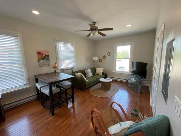 Beach Town Retreat | 2br Near Dunes And Downtown - Bridgman, MI