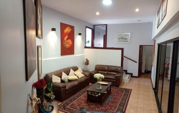 Beautiful House In Escazu Excellent Location - San José