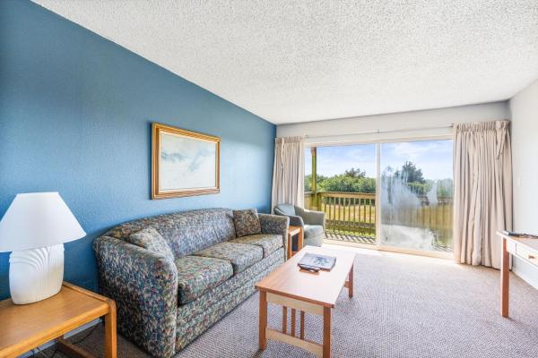 Family Suite For 6 With Kitchen - Pool Hot Tub Pet-friendly - Ocean Shores, WA