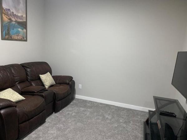 Karis Home - Airdrie