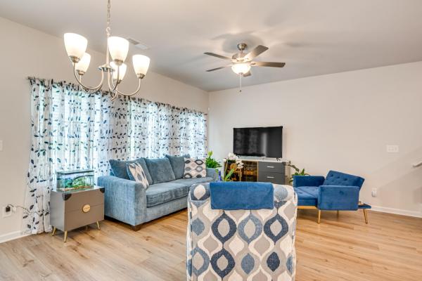 Atlanta Townhome | Near Studios, Airport, Downtown - Atlanta, GA