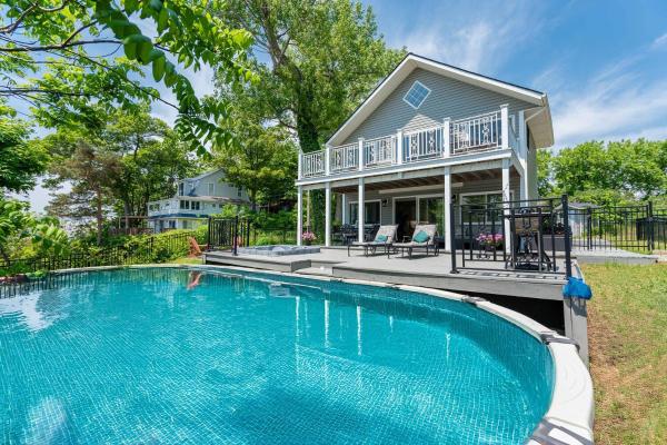Waterfront Cottage W Pool Beach Access - Fort Erie Historical Museum