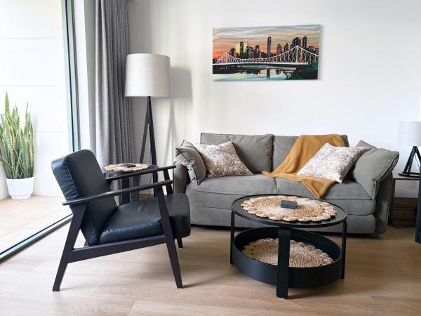 City Centre Comfort And Convenience - Spring Hill
