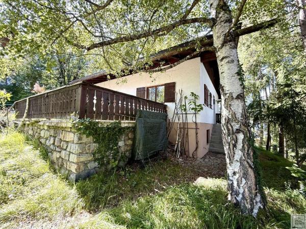 Little House In A Wood - Sautens